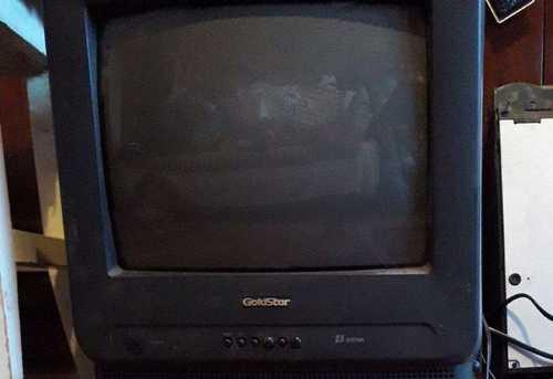 Отдам старый телевизор GoldStar из СССР