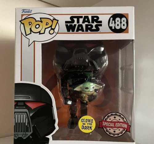 Funko pop star wars dark trooper with grogu