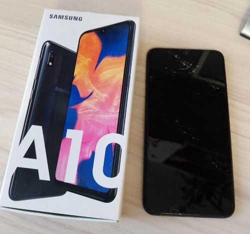 Samsung Galaxy A10, 2/32 ГБ