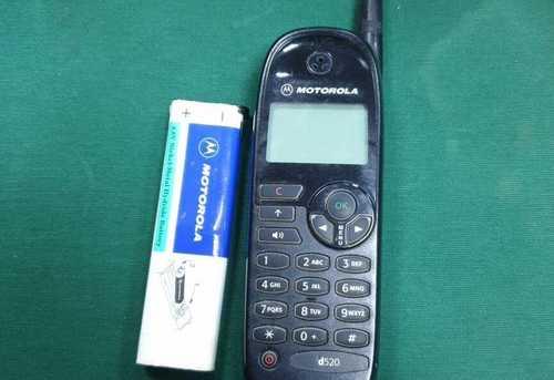 Телефон Motorola d520