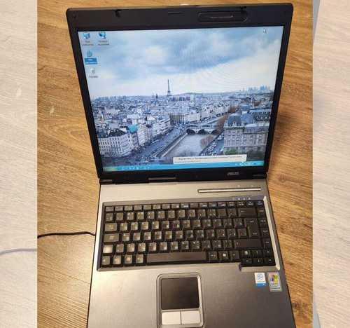 Ноутбук asus A3000