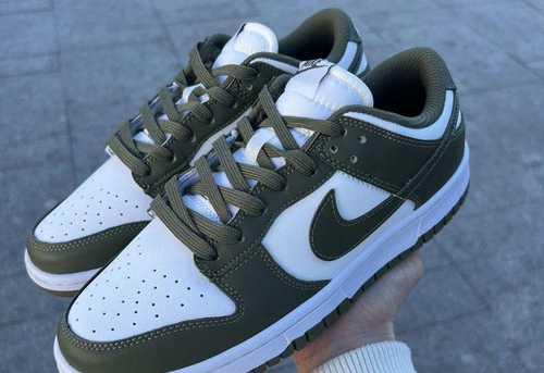 Nike Dunk Low Medium Olive