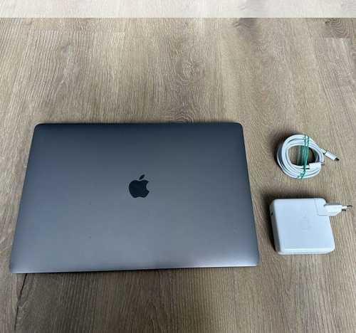 Macbook Pro 15 2017 i7