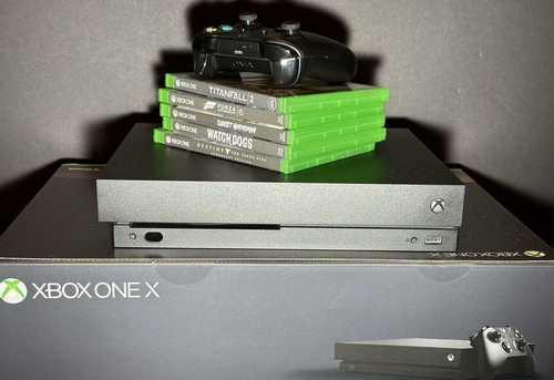 Игровая приставка Xbox One X 1 T + игры