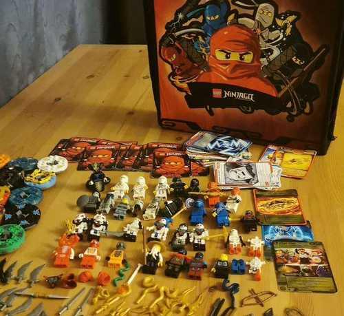 Lego Ninjago фигурки, крутилки, карточки, чемодан