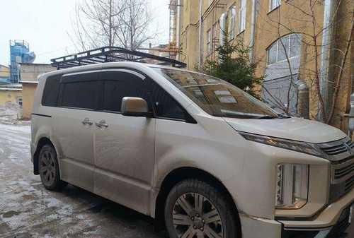 Экспедиционный багажник на Mitsubishi delica d5