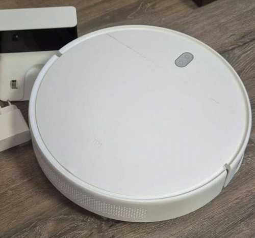 Робот пылесос xiaomi mi robot vacuum mop essential