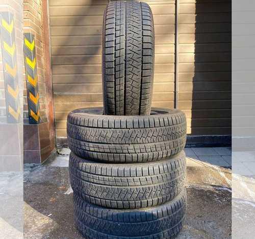 Triangle Snowlink TWT02 255/55 R20 110V