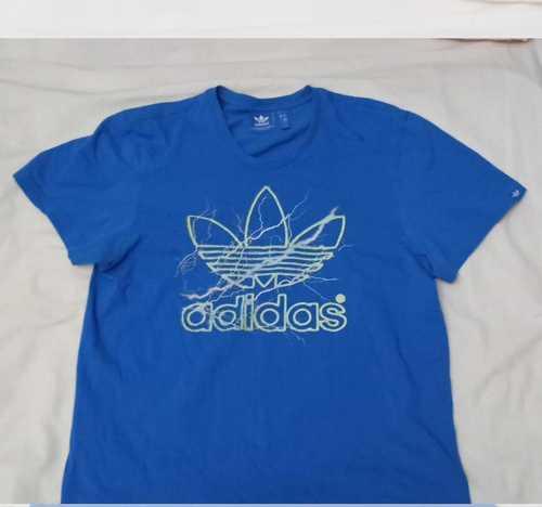 Футболка adidas