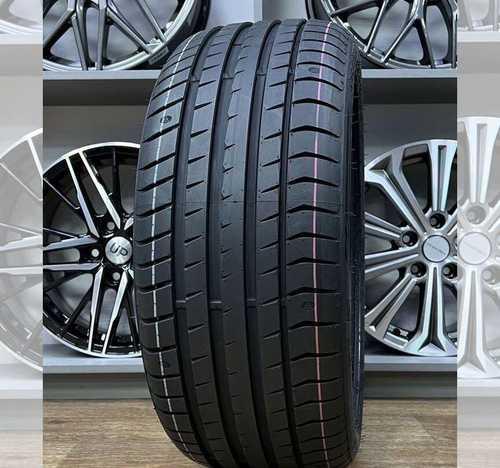 Triangle EffeXSport TH202 255/40 R18 99Y