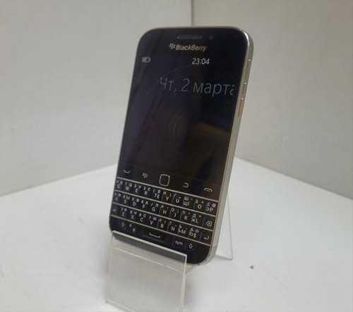 Мобильный телефон BlackBerry Classic SQC100-1