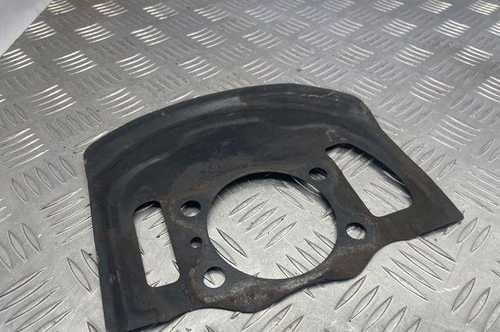 Щит опорный передний правый Nissan Qashqai+2 JJ10