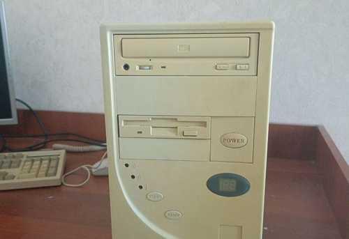 Ретро компьютер Pentium 1 (166Mhz)