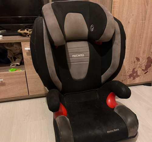 Автомобильное детское кресло Recaro Monza Nova