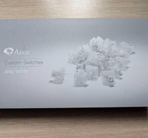 Switches akko jelly white