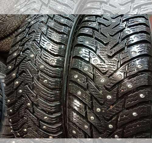 Nokian Tyres Hakkapeliitta 8 185/70 R14 92T