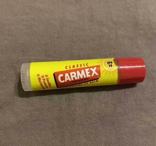 Бальзам для губ Carmex