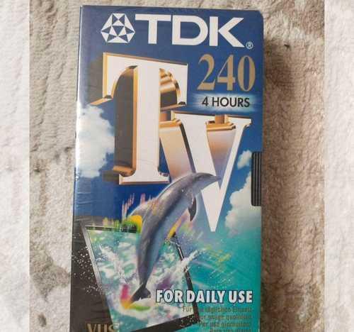 Видеокассета новая запечатанная TDK-240 vhs