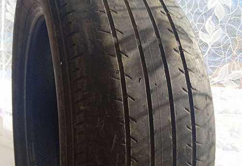Yokohama BluEarth E70 215/55 R17