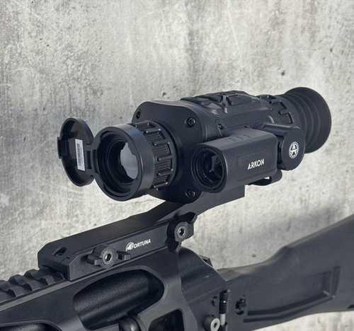 Тепловизор с лазерным дальномером Arkon Arma SR25L