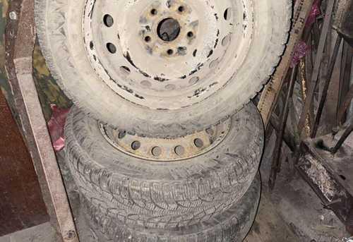 Winter Tact WT 90 195/65 R15