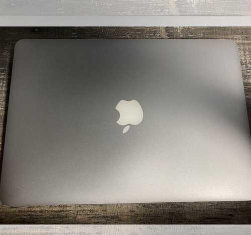 Apple macbook Air 13 early 2015