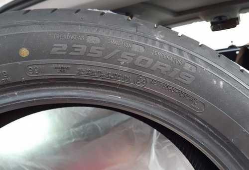 Cooper Evolution CTT 235/50 R19