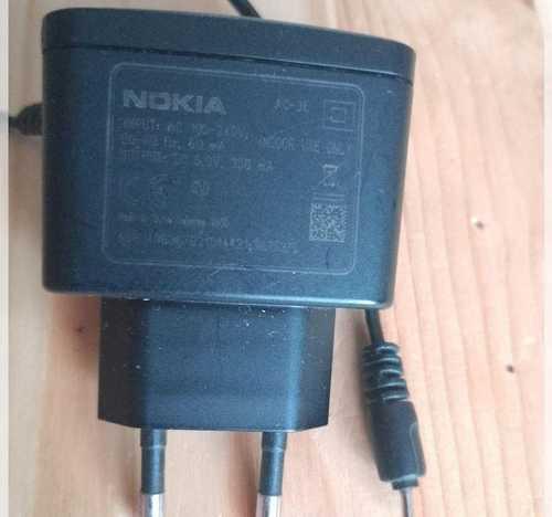 Зарядное устройство для телефона nokia