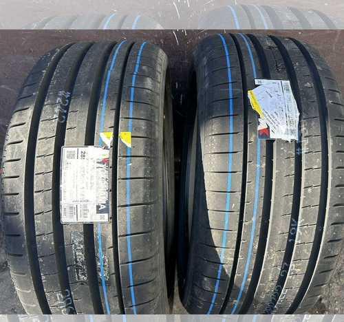 Yokohama Advan Sport V107 285/45 R22 и 325/40 R22 114Y