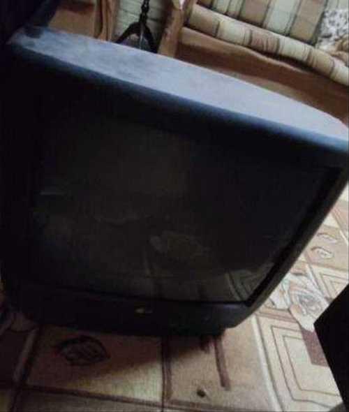 Ламповый телевизор LG
