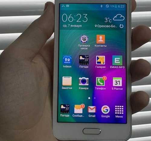 Samsung Galaxy A3 SM-A300F, 16 ГБ