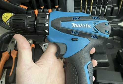 Набор инструментов+ шуруповерт Makita 12v
