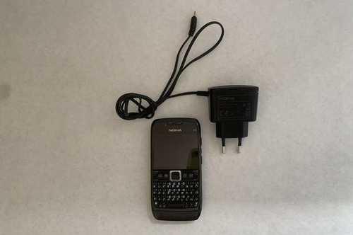 Nokia E71 (не работает) + зарядка