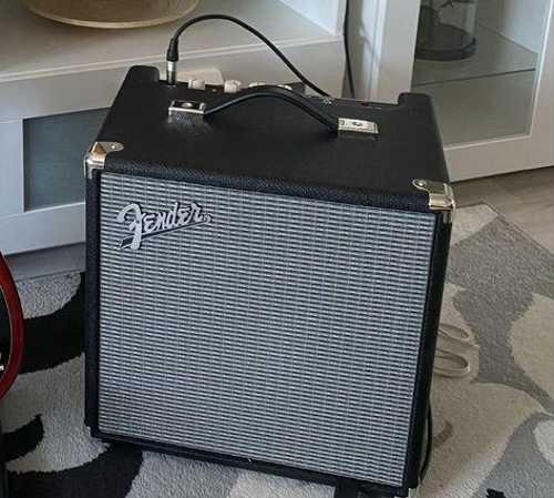 Басовый комбоусилитель Fender Rumble 25 Combo V3