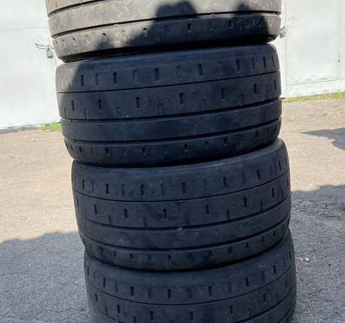 Dunlop Direzza 03G 255/40 R18 99W