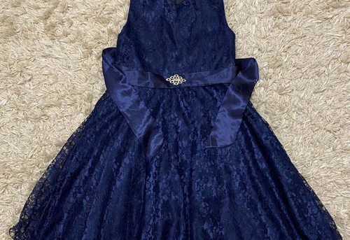 Платье для девочки новое р-р140-146