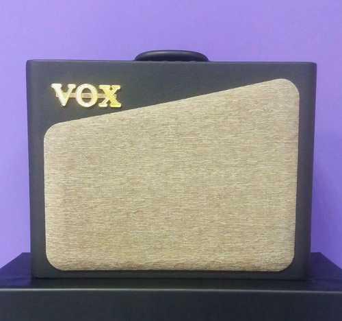 VOX AV15 комбоусилитель + блок питания