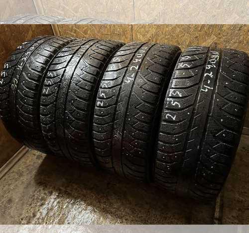 Bridgestone Ice Cruiser 7000 255/50 R19 107T