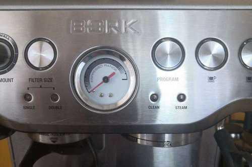 Кофемашина bork c801