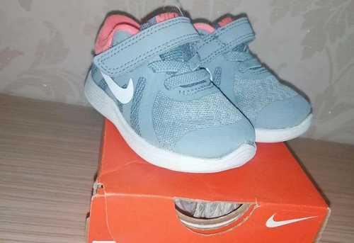 Детские Кроссовки Nike revolution 4