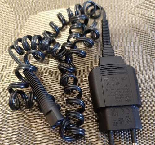 Зарядное устройство от сети для бритвы Braun 5690