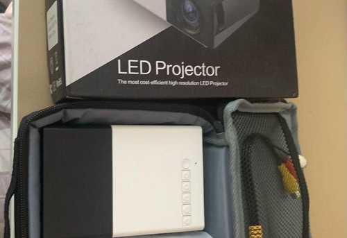 Светодиодный мини-проектор lejiada YG300 Pro