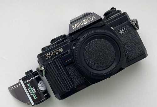 Пленочный фотоаппарат Minolta X-700