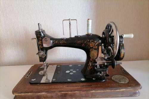 Швейная машина веретас