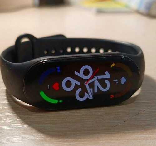 Фитнес браслет xiaomi mi band 7