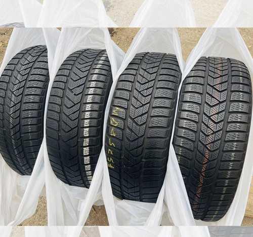 Pirelli Winter Sottozero 3 275/40 R19