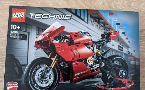 Lego Technic 42107 Ducati Panigale V4 R