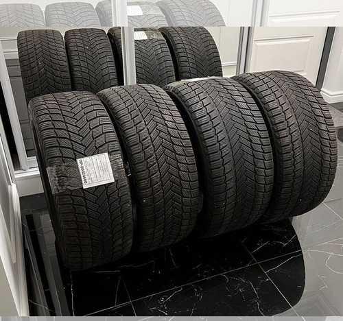 Michelin X-Ice Snow SUV 265/45 R20 и 295/40 R20 108T