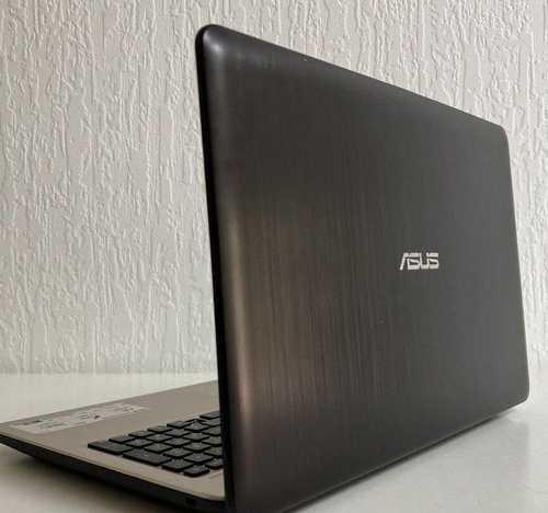 Ноутбук Asus x540y