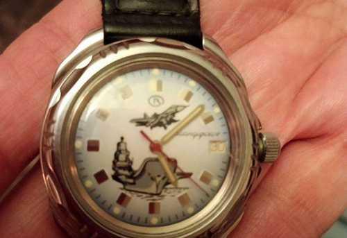 В коллекцию Командирские мужские наручные часы